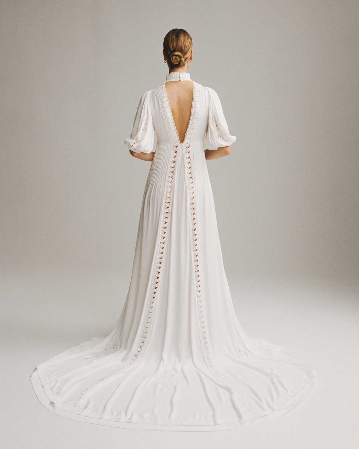 byTiMo | The Open Back Gown - Vintage White