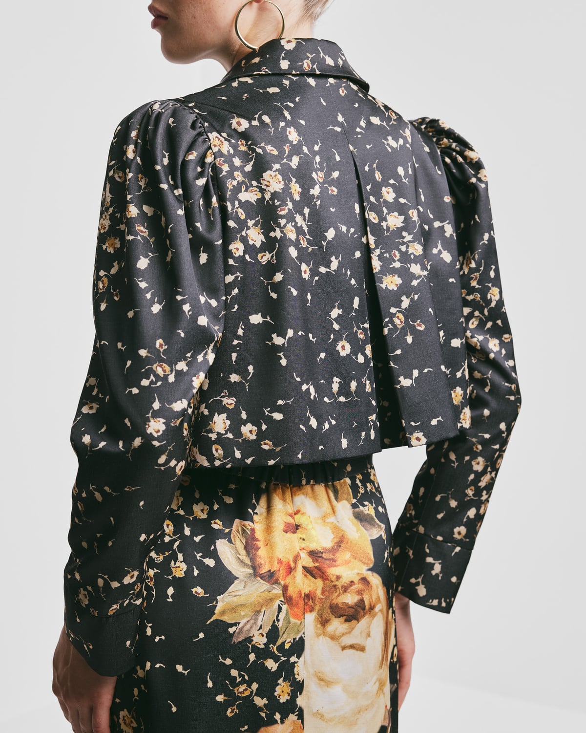 byTiMo | Tailored Satin Cropped Jacket - Black Roses